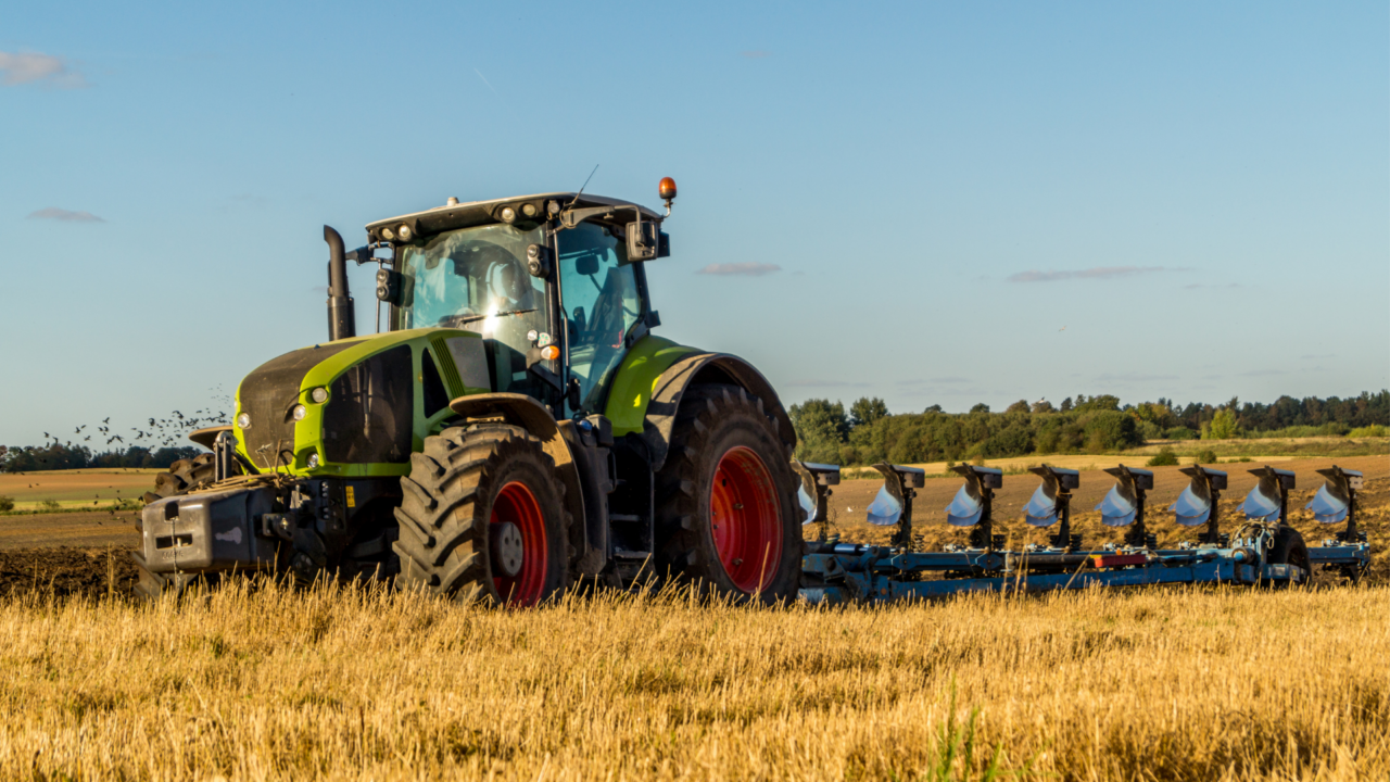 Machines agricoles et outils : le guide complet - SMAG